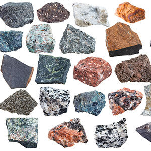 Best 4 Type of Rocks for Fire Pit You Can Use - KnowBend